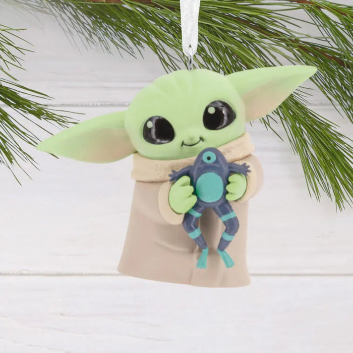 Hallmark : Star Wars: The Mandalorian™ Grogu™ With Frog Hallmark Ornam ...